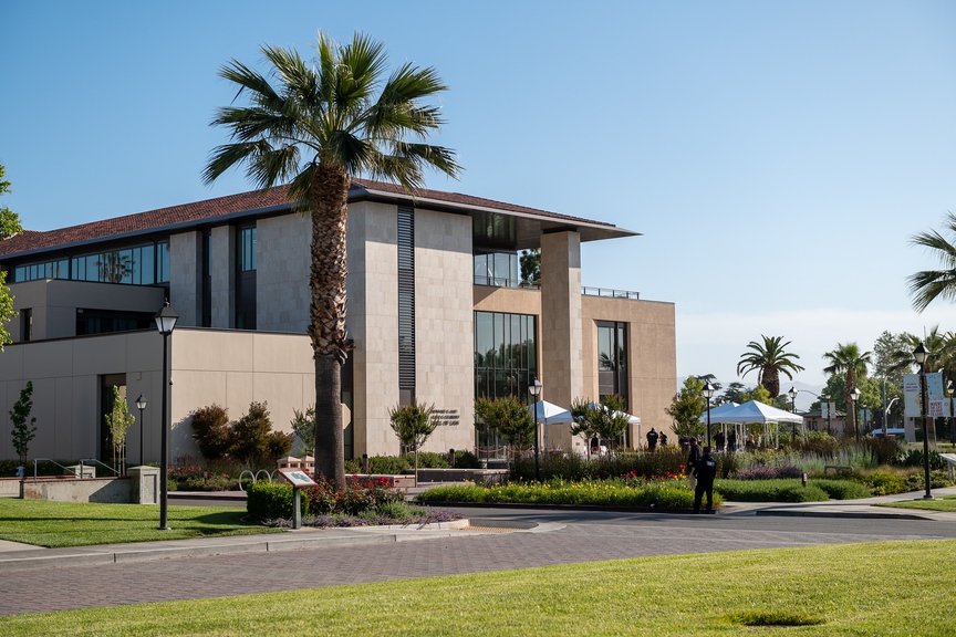 Engineering Grad Programs | Santa Clara School of Engineering