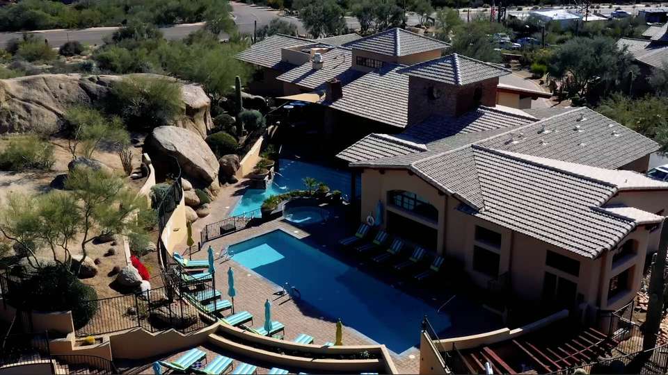 #BESTPOOLBUILDERSINPHOENIX