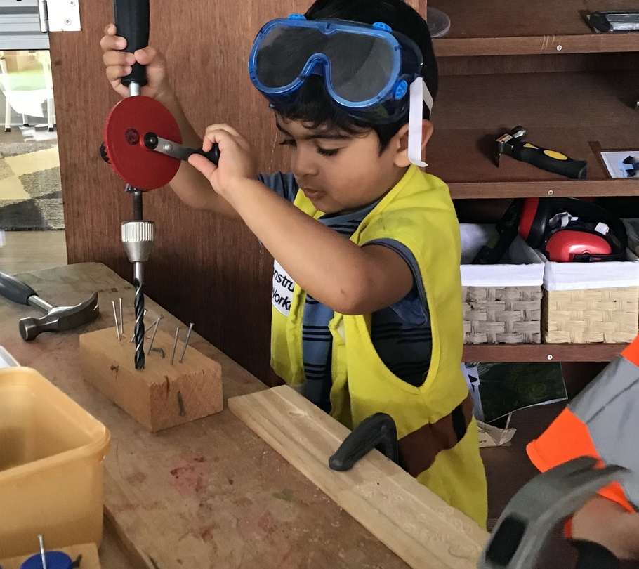 Carpentry play gives children the opportunity to learn to design and ...