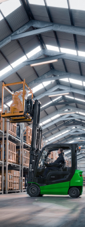 CESAB Forklifts with class leading manoeuvrability