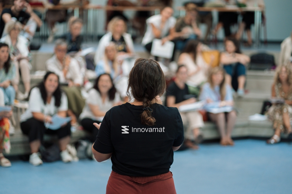 Academias y particulares