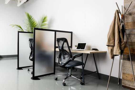 Side Desk Privacy