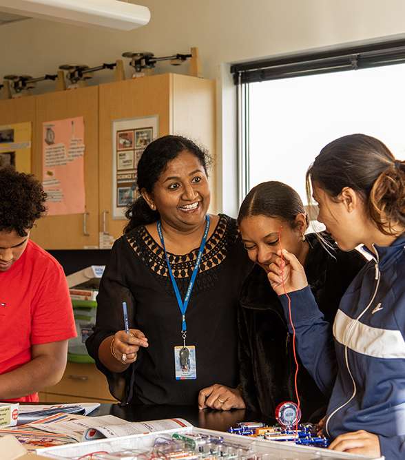 Personalized Learning Experiences that Inspire Growth and Success