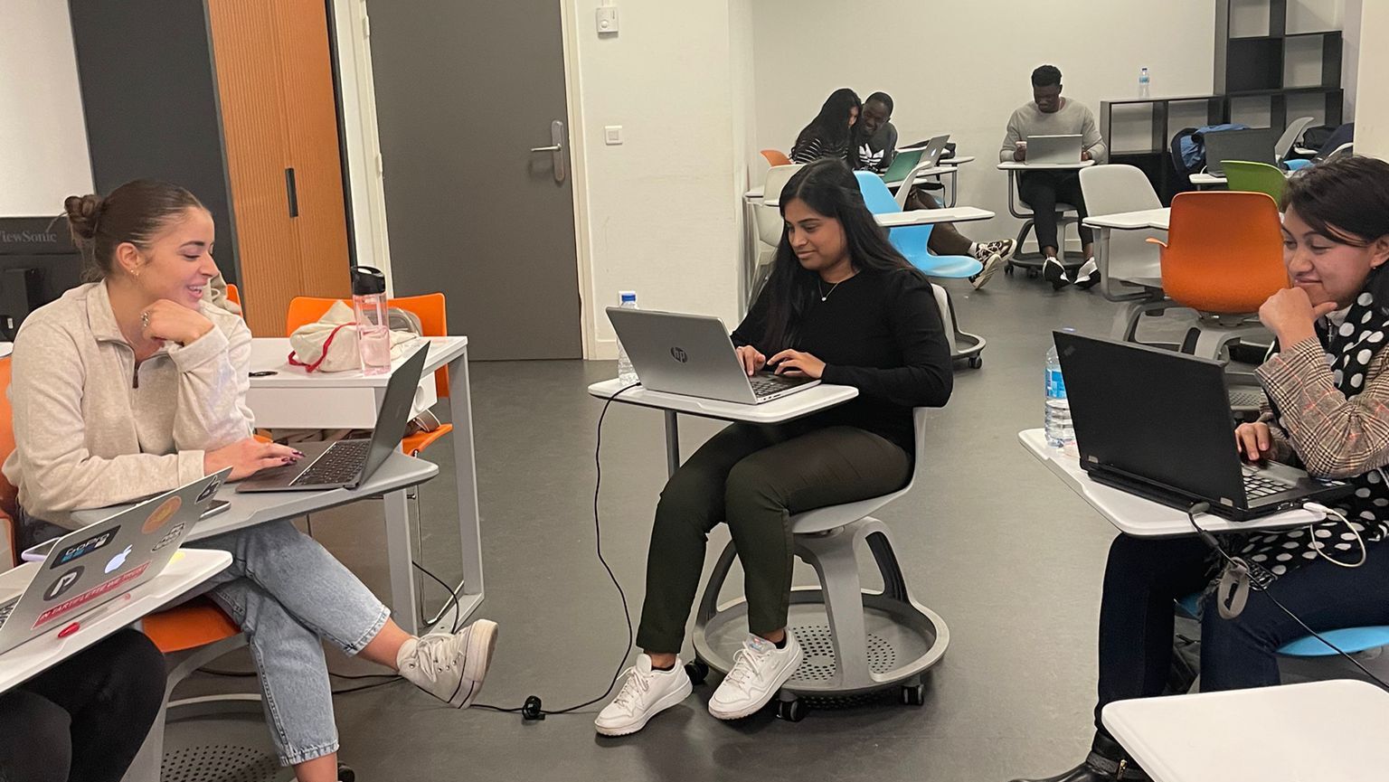 VOTRE AVENIR DÉMARRE À L’ÉCOLE DE COMMERCE IDRAC BUSINESS SCHOOL