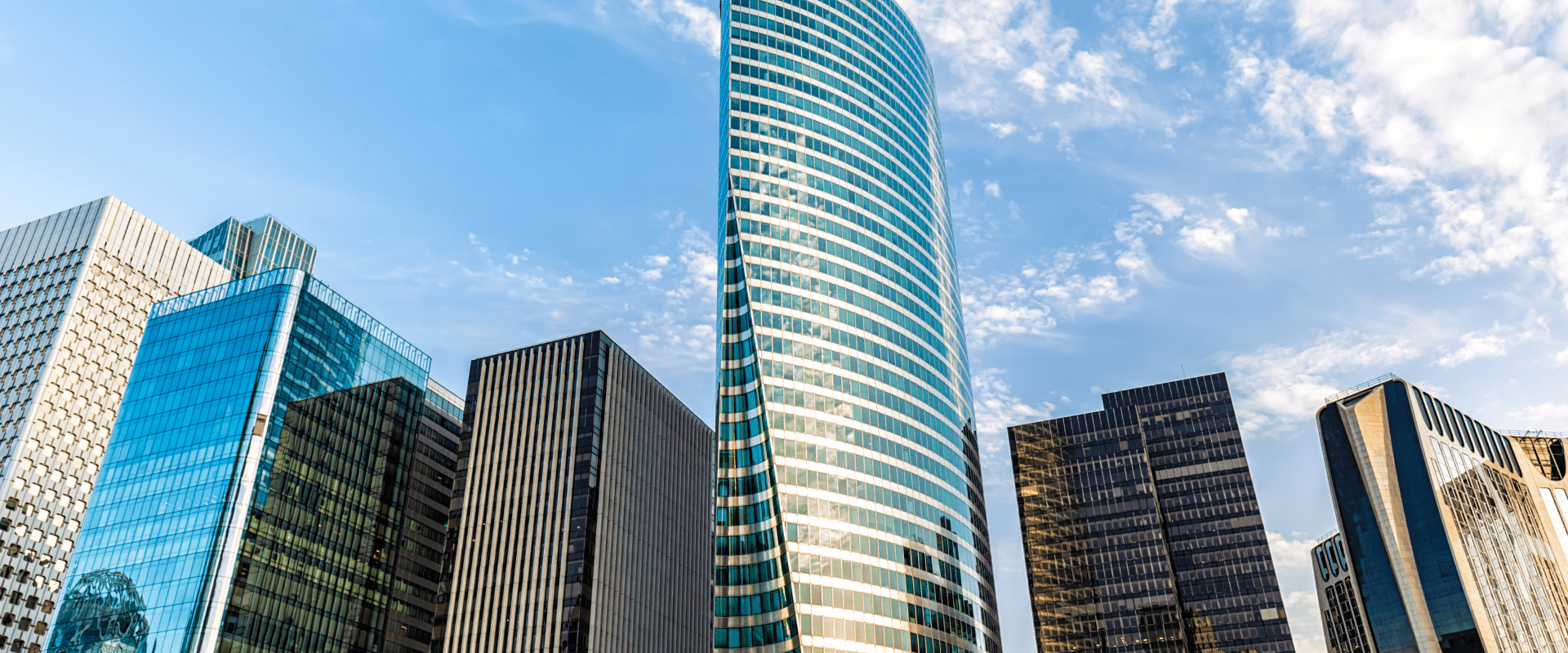 VOTRE AVENIR DÉMARRE À L’ÉCOLE DE COMMERCE IDRAC BUSINESS SCHOOL