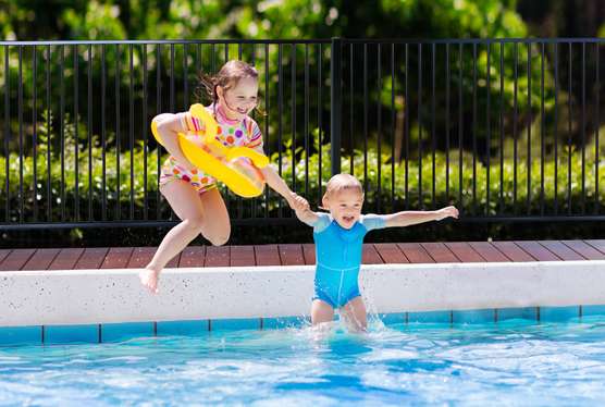 Aluminium Pool Fencing | Oxworks