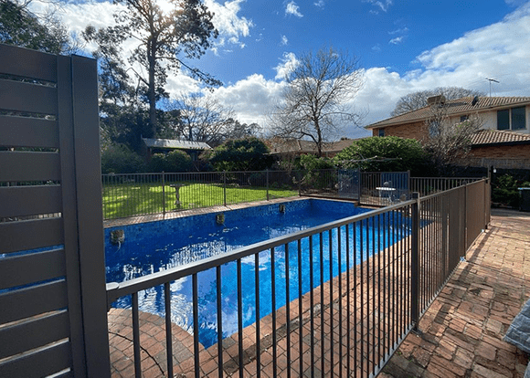 Aluminium Pool Fencing | Oxworks
