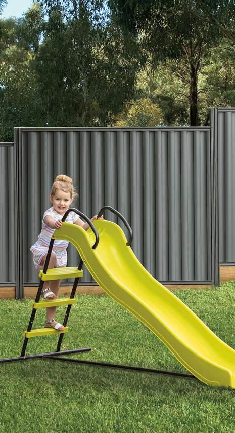 Add The Ultimate In Quality Fencing To Your Home | Stratco