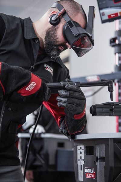 VRTEX® 360 Compact - virtual welding trainer with cutting mode