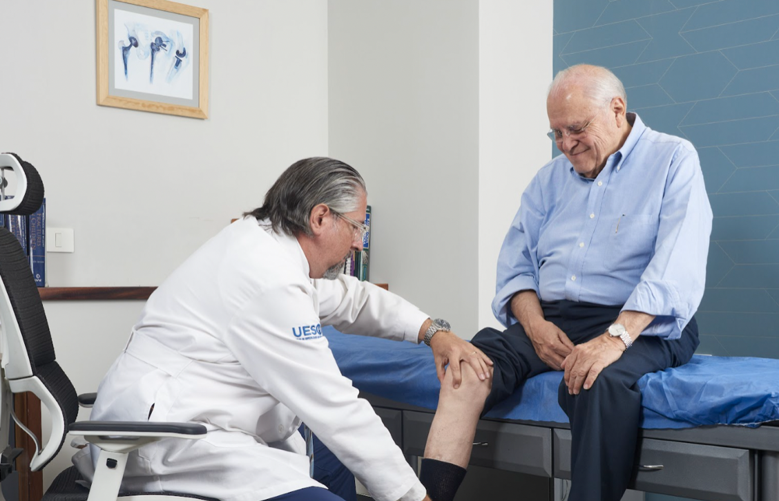 Dr Rene De La Rosa | Knee Replacement