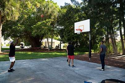 Genesis House - Alcohol Addiction Treatment Center. Safe & Comfortable ...