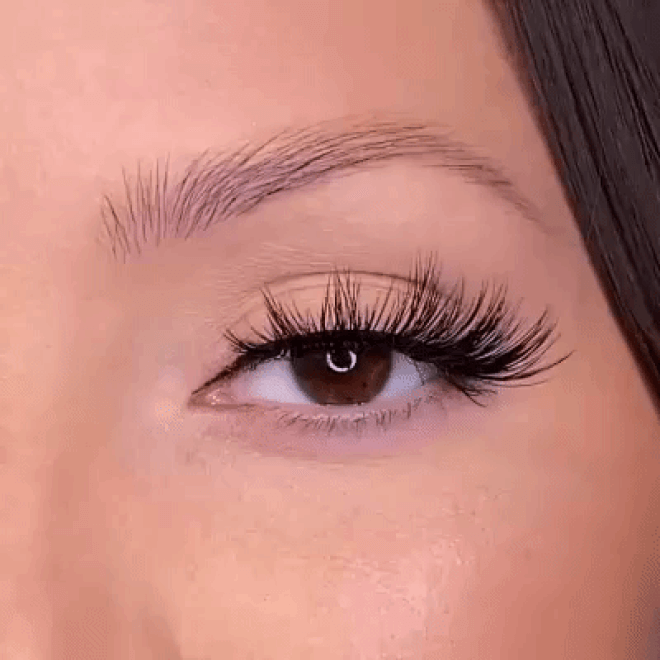 Finally, the world’s easiest reusable lash solution.