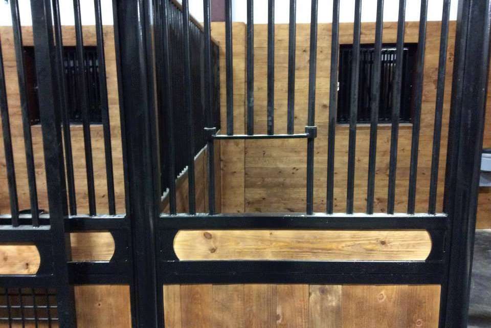 SaratogaStalls - Custom European Horse Stalls