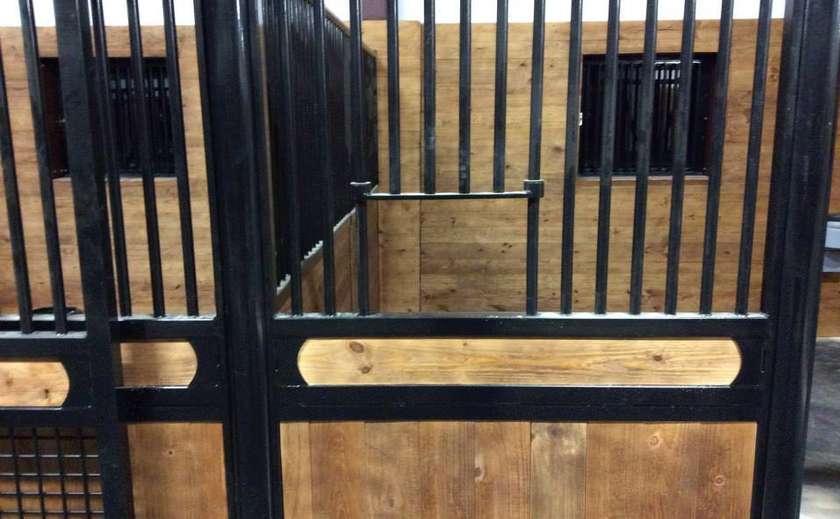 SaratogaStalls - Custom European Horse Stalls