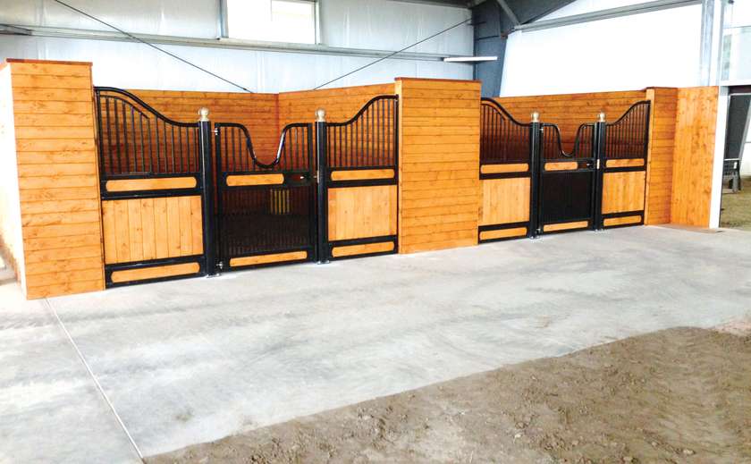 SaratogaStalls - Custom European Horse Stalls