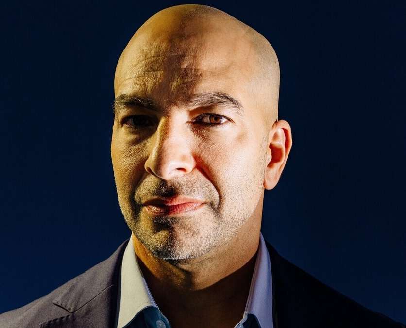 Limitless on Disney+ : Dr. Peter Attia On Helping Chris Hemsworth ...