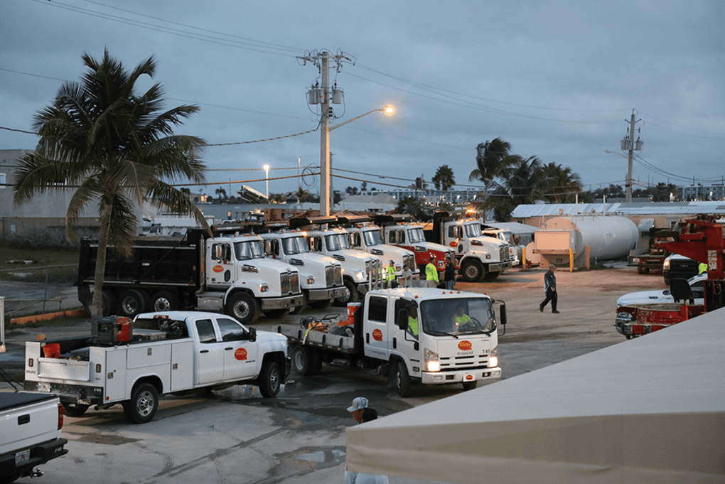 Asset Trackers That Fit Your Needs - Construction - Tenna