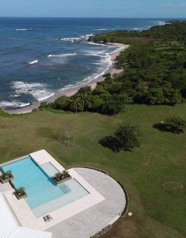 Oversized Infinity Pool