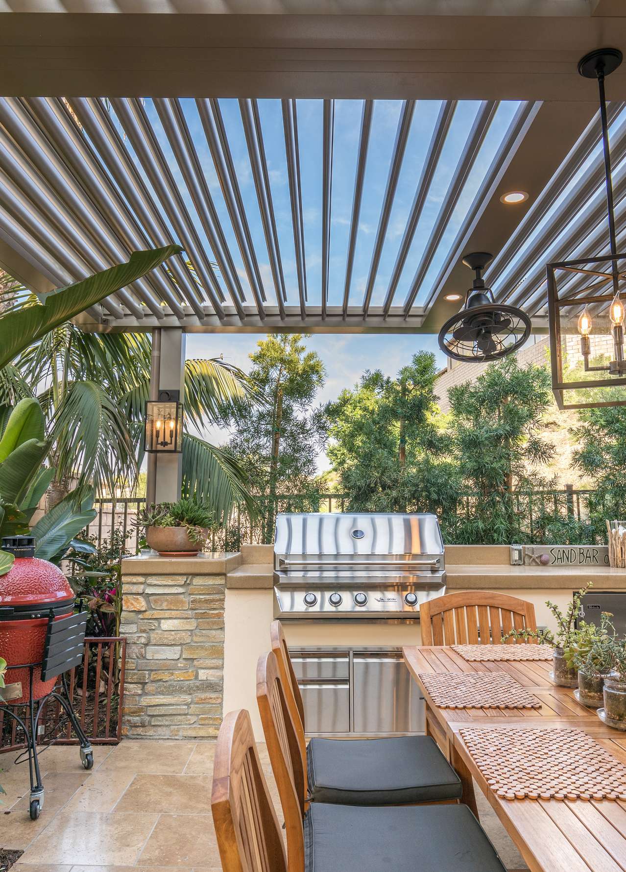 StruXure Pergolas | A New Outdoor Experience Create. Transform. Enjoy.